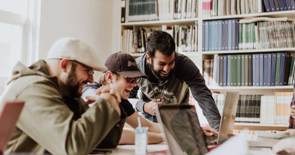 How to Start a Podcast with Friends [For Free] | Podfan